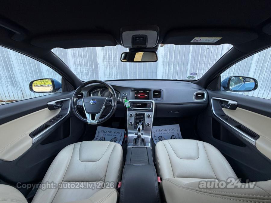 Zils Volvo V60 2014 Paide, ar dzinēja tilpumu 2.40 L un nobraukumu 218 tūkst. km par 7990 €, foto 10 vietnē AUTOMOTO.COM.LV