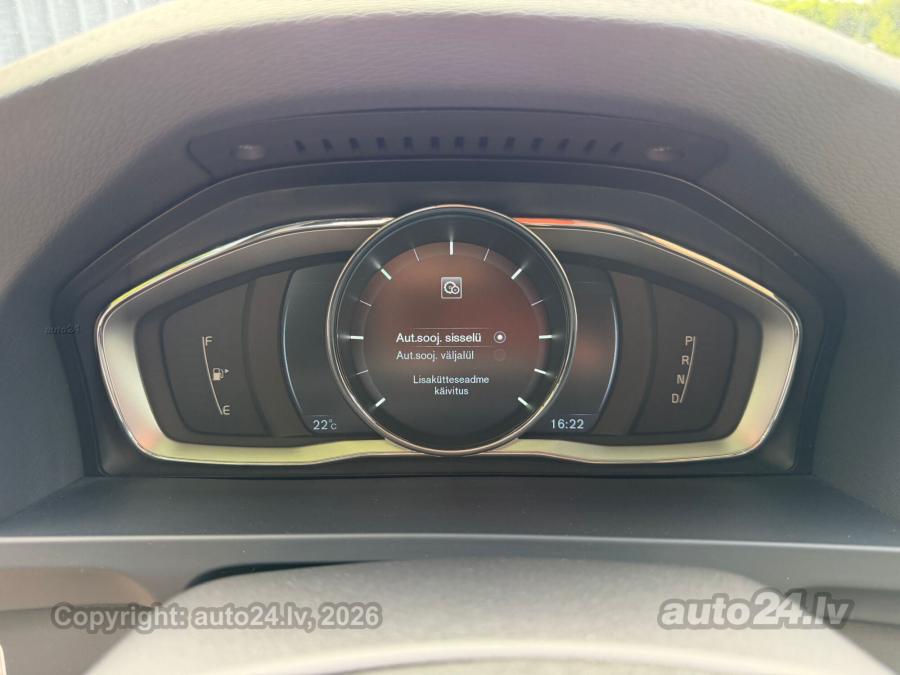 Zils Volvo V60 2014 Paide, ar dzinēja tilpumu 2.40 L un nobraukumu 218 tūkst. km par 7990 €, foto 18 vietnē AUTOMOTO.COM.LV