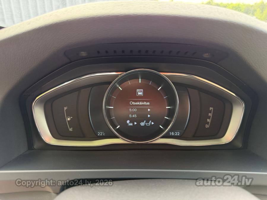 Zils Volvo V60 2014 Paide, ar dzinēja tilpumu 2.40 L un nobraukumu 218 tūkst. km par 7990 €, foto 19 vietnē AUTOMOTO.COM.LV