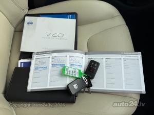 Zils Volvo V60 2014 Paide, ar dzinēja tilpumu 2.40 L un nobraukumu 218 tūkst. km par 7990 €, foto 26 vietnē AUTOMOTO.COM.LV
