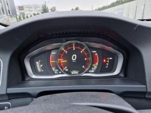 Zils Volvo V60 2014 Viļņa, ar dzinēja tilpumu 2.40 L un nobraukumu 300 tūkst. km par 5500 €, foto 7 vietnē AUTOMOTO.COM.LV