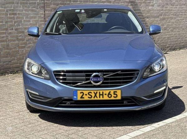 Синий Вольво B60 2014 в Ионава, объемом двигателя 2.40 л и пробегом 249 тыс. км за 8150 €, фото 2 на AUTOMOTO.COM.LV