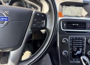 Blue Volvo V60 2014 in Jonava, with an engine capacity of 2.40 L and mileage of 249 thousand km for 8150 €, photo 12 on AUTOMOTO.COM.LV