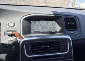 Blue Volvo V60 2014 in Jonava, with an engine capacity of 2.40 L and mileage of 249 thousand km for 8150 €, photo 14 on AUTOMOTO.COM.LV
