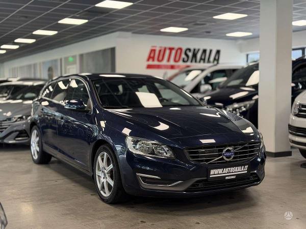 Zils Volvo V60 2014 Klaipėda, ar dzinēja tilpumu 1.97 L un nobraukumu 264 tūkst. km par 7950 €, foto 3 vietnē AUTOMOTO.COM.LV