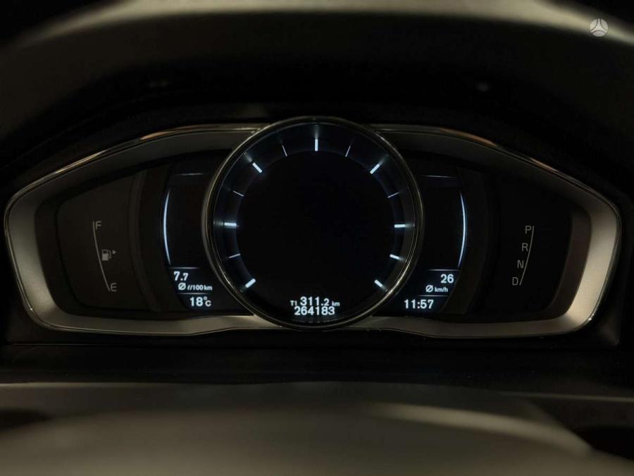 Blue Volvo V60 2014 in Klaipeda, with an engine capacity of 1.97 L and mileage of 264 thousand km for 7950 €, photo 17 on AUTOMOTO.COM.LV