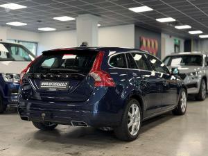 Blue Volvo V60 2014 in Klaipeda, with an engine capacity of 1.97 L and mileage of 264 thousand km for 7950 €, photo 24 on AUTOMOTO.COM.LV