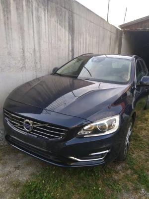 Blue Volvo V60 2014 in Talsi, with an engine capacity of 2.40 L and mileage of 270 thousand km for 6900 €, photo  on AUTOMOTO.COM.LV