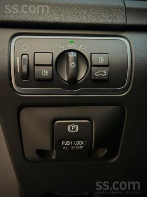 Blue Volvo V60 2014 in Riga, with an engine capacity of 2.00 L and mileage of 274 thousand km for 8150 €, photo 18 on AUTOMOTO.COM.LV