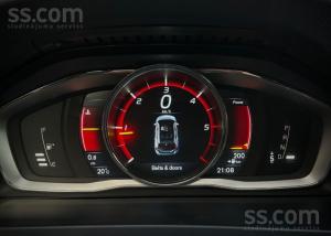 Blue Volvo V60 2014 in Riga, with an engine capacity of 2.00 L and mileage of 274 thousand km for 8150 €, photo 23 on AUTOMOTO.COM.LV