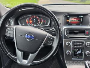 Blue Volvo V60 2014 in Riga, with an engine capacity of 2.00 L and mileage of 273 thousand km for 6200 €, photo 9 on AUTOMOTO.COM.LV