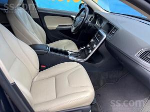 Синий Вольво B60 2014 в Рига, объемом двигателя 2.00 л и пробегом 275 тыс. км за 6950 €, фото 13 на AUTOMOTO.COM.LV