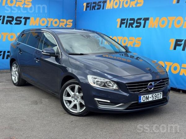 Zils Volvo V60 2014 Rīga, ar dzinēja tilpumu 2.00 L un nobraukumu 275 tūkst. km par 6950 €, foto 10 vietnē AUTOMOTO.COM.LV