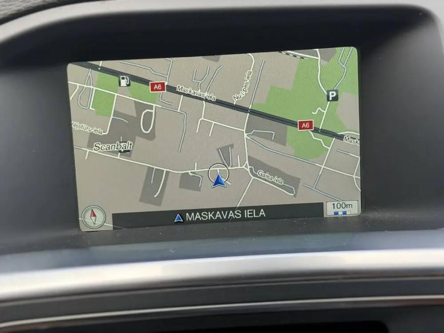 Zils Volvo V60 2014 Rīga, ar dzinēja tilpumu 2.00 L un nobraukumu 228 tūkst. km par 8500 €, foto 13 vietnē AUTOMOTO.COM.LV