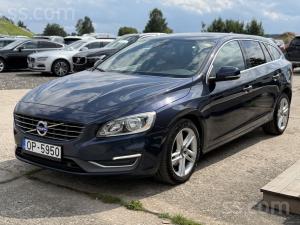 Zils Volvo V60 2014 Rīga, ar dzinēja tilpumu 2.00 L un nobraukumu 228 tūkst. km par 7700 €, foto 4 vietnē AUTOMOTO.COM.LV