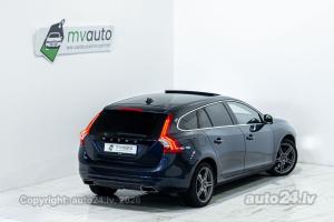 Blue Volvo V60 2014 in Tallinn, with an engine capacity of 2.40 L and mileage of 239 thousand km for 9990 €, photo 3 on AUTOMOTO.COM.LV