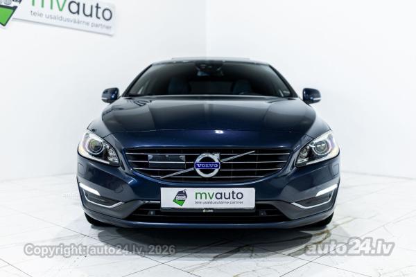 Синий Вольво B60 2014 в Таллин, объемом двигателя 2.40 л и пробегом 239 тыс. км за 9990 €, фото 4 на AUTOMOTO.COM.LV