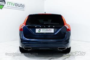 Blue Volvo V60 2014 in Tallinn, with an engine capacity of 2.40 L and mileage of 239 thousand km for 9990 €, photo 8 on AUTOMOTO.COM.LV