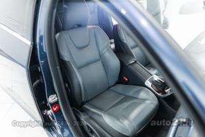 Blue Volvo V60 2014 in Tallinn, with an engine capacity of 2.40 L and mileage of 239 thousand km for 9990 €, photo 15 on AUTOMOTO.COM.LV