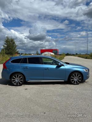 Blue Volvo V60 2014 in Tartu, with an engine capacity of 2.40 L and mileage of 307 thousand km for 7600 €, photo 7 on AUTOMOTO.COM.LV