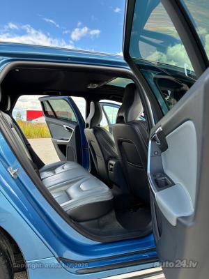 Blue Volvo V60 2014 in Tartu, with an engine capacity of 2.40 L and mileage of 307 thousand km for 7600 €, photo 13 on AUTOMOTO.COM.LV