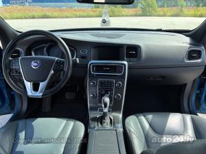 Blue Volvo V60 2014 in Tartu, with an engine capacity of 2.40 L and mileage of 307 thousand km for 7600 €, photo 15 on AUTOMOTO.COM.LV