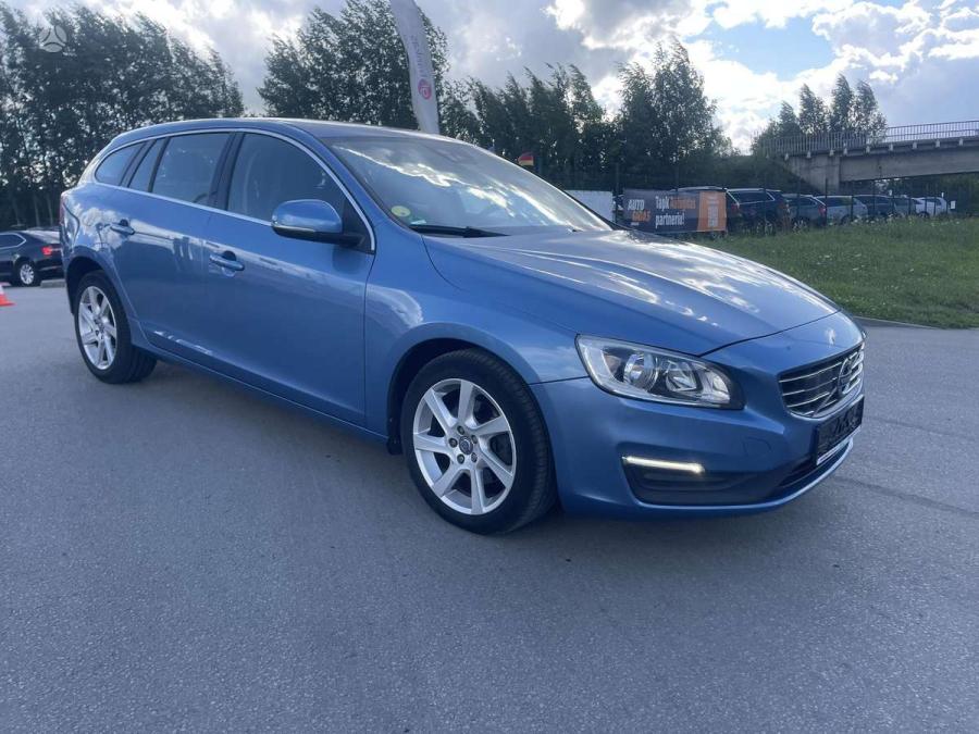 Zils Volvo V60 2014 Kauņa, ar dzinēja tilpumu 1.97 L un nobraukumu 267 tūkst. km par 5650 €, foto 7 vietnē AUTOMOTO.COM.LV