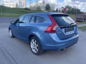 Zils Volvo V60 2014 Kauņa, ar dzinēja tilpumu 1.97 L un nobraukumu 267 tūkst. km par 5650 €, foto 14 vietnē AUTOMOTO.COM.LV