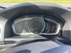 Zils Volvo V60 2014 Kauņa, ar dzinēja tilpumu 1.97 L un nobraukumu 267 tūkst. km par 5650 €, foto 20 vietnē AUTOMOTO.COM.LV