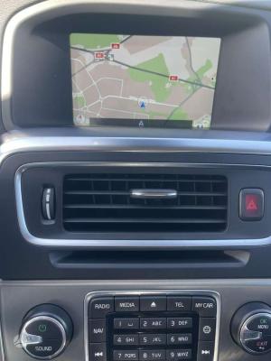 Zils Volvo V60 2014 Kauņa, ar dzinēja tilpumu 1.97 L un nobraukumu 267 tūkst. km par 5650 €, foto 22 vietnē AUTOMOTO.COM.LV