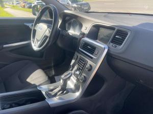 Zils Volvo V60 2014 Kauņa, ar dzinēja tilpumu 1.97 L un nobraukumu 267 tūkst. km par 5650 €, foto 30 vietnē AUTOMOTO.COM.LV