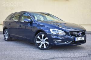 Zils Volvo V60 2014 Talsi, ar dzinēja tilpumu 2.40 L un nobraukumu 306 tūkst. km par 7200 €, foto  vietnē AUTOMOTO.COM.LV