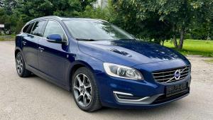 Zils Volvo V60 2014 Šilutė, ar dzinēja tilpumu 1.98 L un nobraukumu 257 tūkst. km par 6999 €, foto  vietnē AUTOMOTO.COM.LV