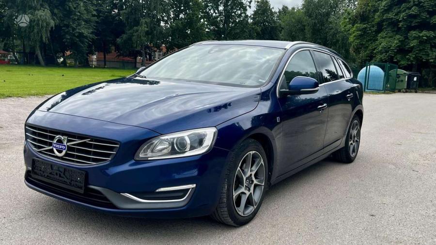 Zils Volvo V60 2014 Šilutė, ar dzinēja tilpumu 1.98 L un nobraukumu 257 tūkst. km par 6999 €, foto 3 vietnē AUTOMOTO.COM.LV
