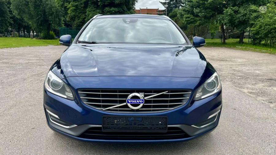 Zils Volvo V60 2014 Šilutė, ar dzinēja tilpumu 1.98 L un nobraukumu 257 tūkst. km par 6999 €, foto 4 vietnē AUTOMOTO.COM.LV