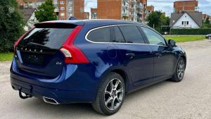 Zils Volvo V60 2014 Šilutė, ar dzinēja tilpumu 1.98 L un nobraukumu 257 tūkst. km par 6999 €, foto 6 vietnē AUTOMOTO.COM.LV