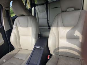 Blue Volvo V60 2014 in Marijampole, with an engine capacity of 0.00 L and mileage of 322 thousand km for 6300 €, photo 9 on AUTOMOTO.COM.LV