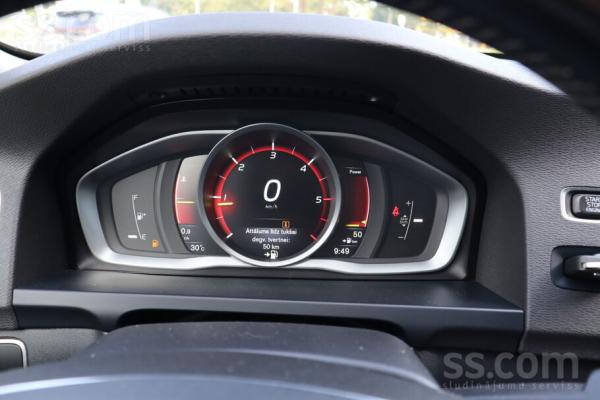 Zils Volvo V60 2014 Rīga, ar dzinēja tilpumu 2.00 L un nobraukumu 274 tūkst. km par 6490 €, foto 9 vietnē AUTOMOTO.COM.LV