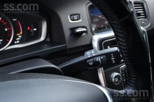 Zils Volvo V60 2014 Rīga, ar dzinēja tilpumu 2.00 L un nobraukumu 274 tūkst. km par 5990 €, foto 15 vietnē AUTOMOTO.COM.LV