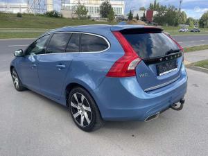 Blue Volvo V60 2014 in Kaunas, with an engine capacity of 2.40 L and mileage of 295 thousand km for 5950 €, photo 13 on AUTOMOTO.COM.LV