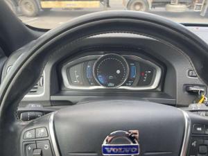 Blue Volvo V60 2014 in Kaunas, with an engine capacity of 2.40 L and mileage of 295 thousand km for 5950 €, photo 20 on AUTOMOTO.COM.LV