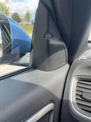 Blue Volvo V60 2014 in Kaunas, with an engine capacity of 2.40 L and mileage of 295 thousand km for 5950 €, photo 24 on AUTOMOTO.COM.LV