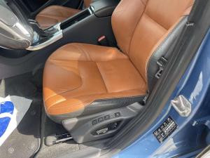 Blue Volvo V60 2014 in Kaunas, with an engine capacity of 2.40 L and mileage of 295 thousand km for 5950 €, photo 25 on AUTOMOTO.COM.LV