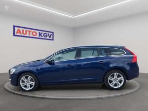 Blue Volvo V60 2014 in Klaipeda, with an engine capacity of 2.00 L and mileage of 338 thousand km for 6999 €, photo 3 on AUTOMOTO.COM.LV