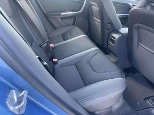 Blue Volvo V60 2014 in Kaunas, with an engine capacity of 1.97 L and mileage of 267 thousand km for 5650 €, photo 27 on AUTOMOTO.COM.LV