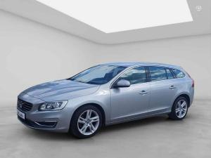 Blue Volvo V60 2014 in Vilnius, with an engine capacity of 2.00 L and mileage of 322 thousand km for 6800 €, photo  on AUTOMOTO.COM.LV