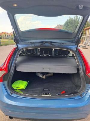 Blue Volvo V60 2014 in Kaunas, with an engine capacity of 1.56 L and mileage of 223 thousand km for 6550 €, photo 24 on AUTOMOTO.COM.LV