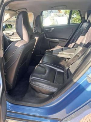 Blue Volvo V60 2014 in Kaunas, with an engine capacity of 1.56 L and mileage of 223 thousand km for 6550 €, photo 33 on AUTOMOTO.COM.LV