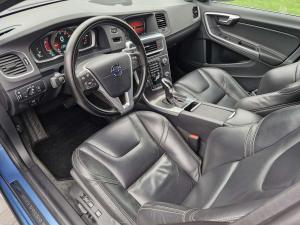 Zils Volvo V60 2014 Viļņa, ar dzinēja tilpumu 1.97 L un nobraukumu 218 tūkst. km par 8300 €, foto 8 vietnē AUTOMOTO.COM.LV