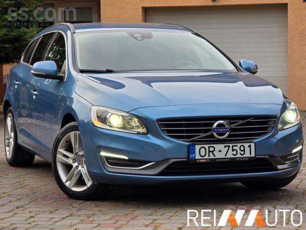 Blue Volvo V60 2014 in Riga, with an engine capacity of 2.00 L and mileage of 339 thousand km for 6850 €, photo 8 on AUTOMOTO.COM.LV